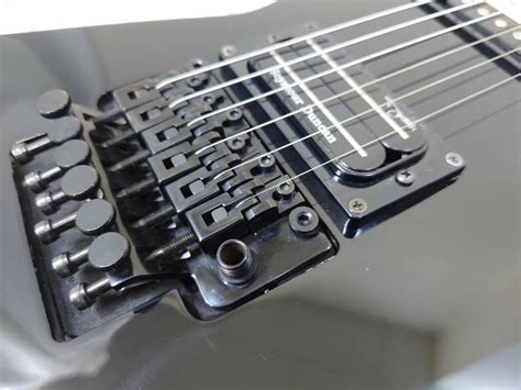 Dean Dimebag Showdown Ml ディーン ダイムバック ダレルモデル ショウダウン セミハードケース付き ちょい訳有り品