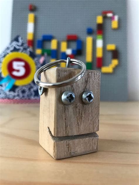 Pin Op Diy Robot Projects