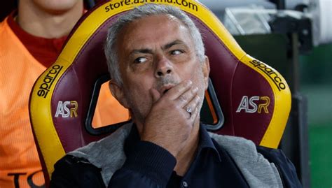 Portugal Pressure Mourinho To Leave Roma Football Italia