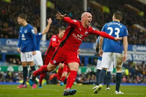 Esteban Cambiasso Says Leicester Should Be Like Michael Jordan In