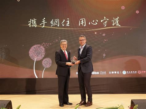 觀傳媒 雲嘉南新聞 幫助精神康復者出發 嘉市心康復之友協會榮獲社安網績優團體