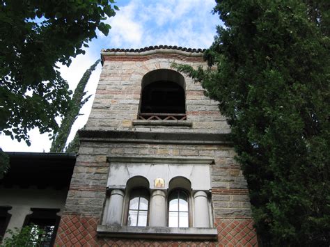 Мъглижки манастир Св Николай Мирликийски СВЕТИ МЕСТА