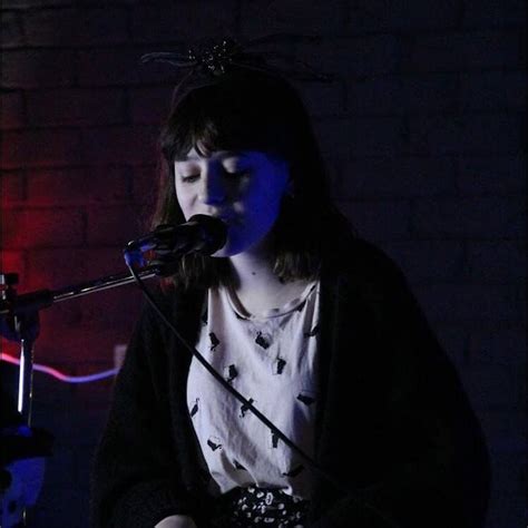 When did Оля Ля (Olya La) release Любить Красиво (Loving Beautiful)?