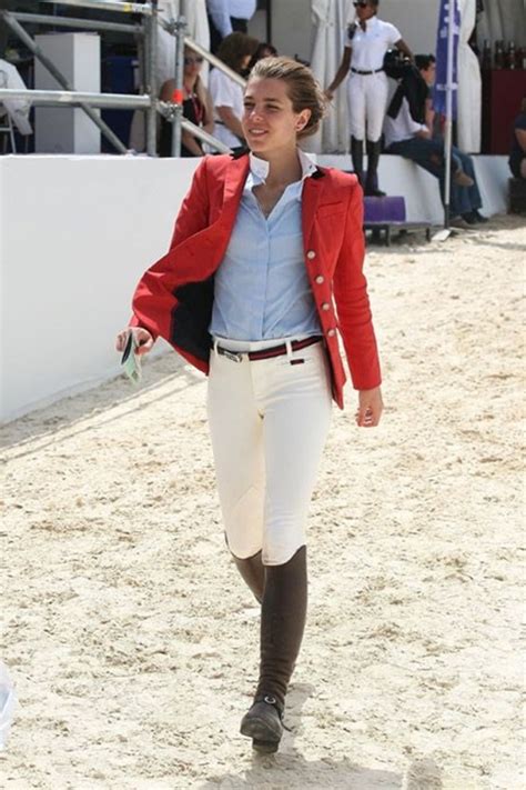 40 Classical And Preppy Outfits For Women
