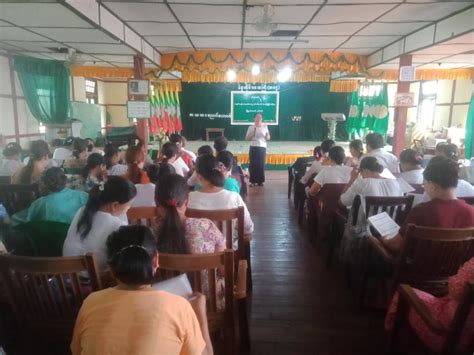 ညောင်လေးပင်မြို့နယ်၌ ကျောင်းကျန်းမာရေးစစ်ဆေးမှု မှတ်တမ်းကတ် အသုံးပြုခြင်းဆိုင်ရာ မြို့နယ်အဆင့