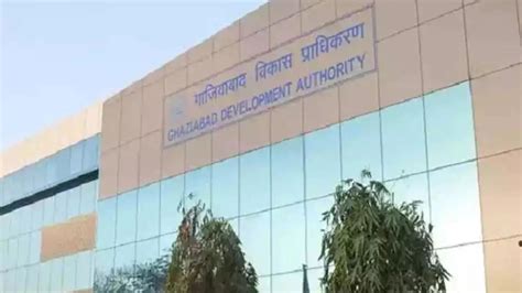 केवल 4 लाख खर्च करके 7 करोड़ के प्लॉट की बनेंगी मालकिन महिला ने साबित