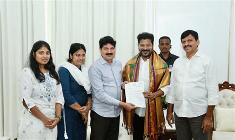 సఎన కలసన భదరచల బఆరఎస ఎమమలయ Mana Telangana