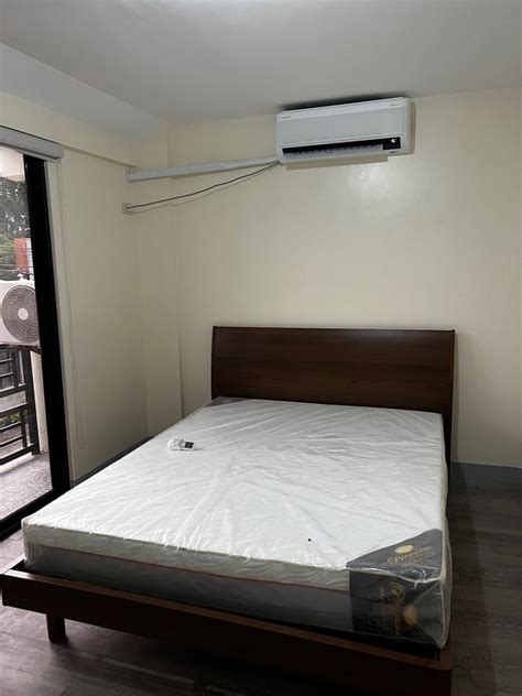 Queen Size Bed And Uratex Queen Foam Furniture And Home Living Bedding