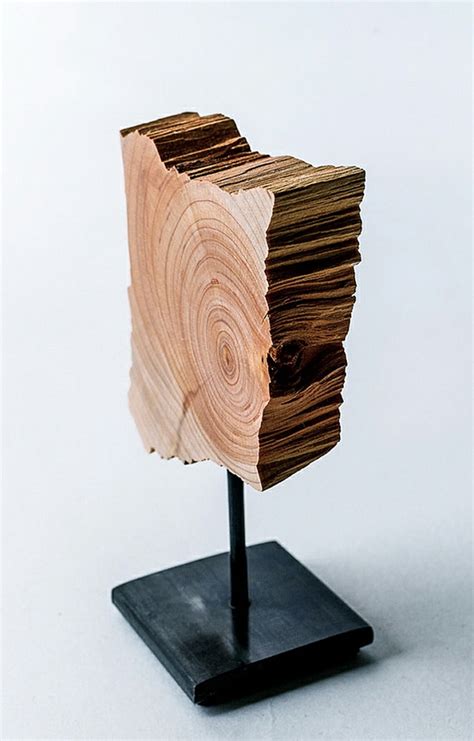 Rustikale Deko aus Holz enthüllt Schönheit vom Naturmaterial