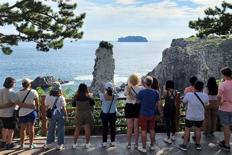 Mt Halla Jusangjeolli Cliff Cheonjiyeon Falls Jeju Tour