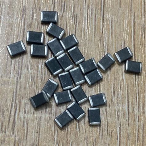China Vdr Voltage Dependent Resistor Smd Metal Oxide Varistor Surge