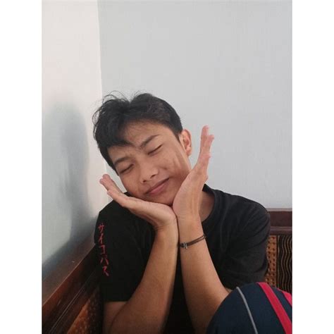 Jual Cowok Ganteng Shopee Indonesia