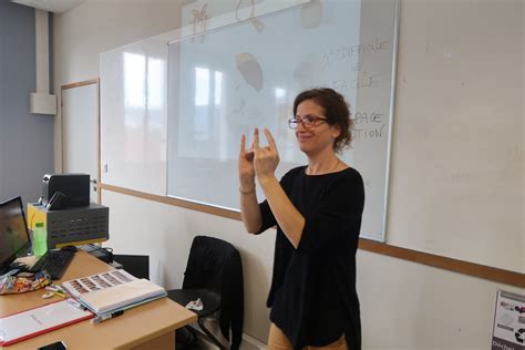 Remiremont immersion dans une classe du lycée Jeanne d Arc où l on