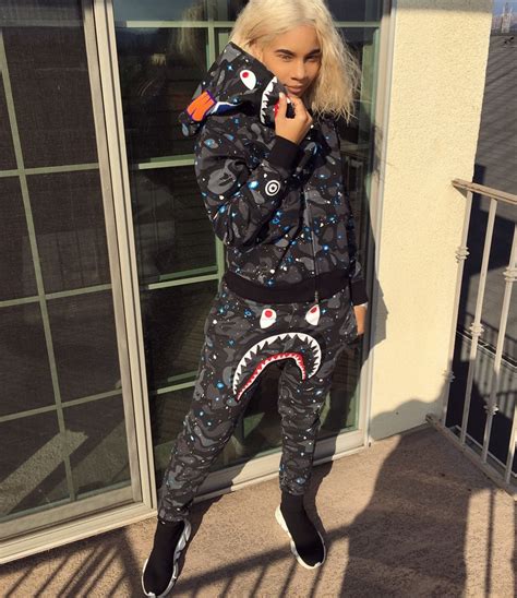 Pin By Mina🦋🍭 On Fashion Bape Outfits Black Women Fashion Fashion