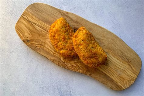 Vleesvervanger getest Valess Schnitzel saté De Hippe Vegetariër
