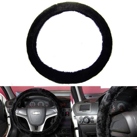 Capa De Volante Em Pelúcia Preto Para Carros cm Parcelamento sem juros