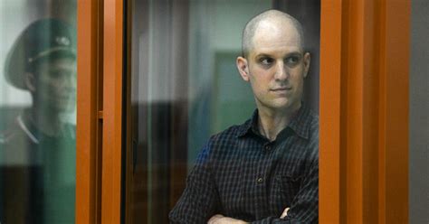 Tribunal Ruso Encarcela Al Periodista Estadounidense Evan Gershkovich