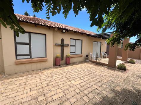 Townhouses For Sale In Klerksdorp Klerksdorp Property