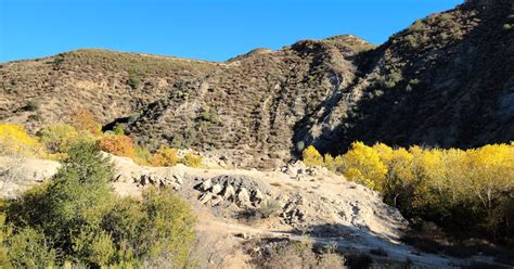 Hike To Saint Francis Dam Disaster National Monument Santa Clarita