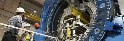 “resolving A Mathematical Puzzle In Quarks And Gluons In Nuclear Matter