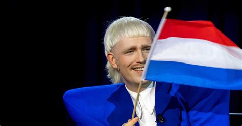 Joost Klein Breekt Records Europapa Uit Het Niets Op Nummer 1 In