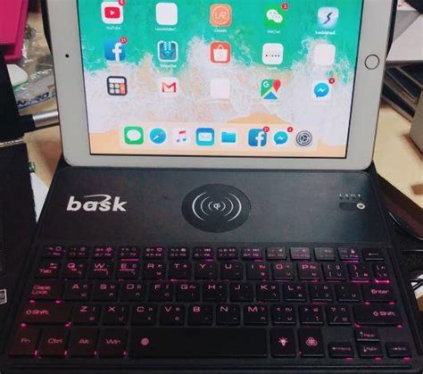 Smart Keyboard Wieless Charger Th