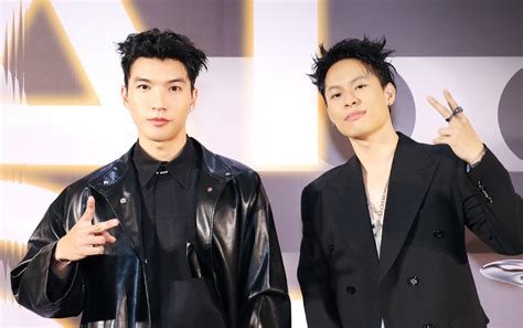Mv Có 30 Anh Trai Say Hi được Khen Mãn Nhãn Giải Trí Znewsvn