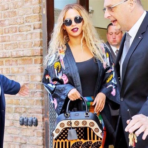 Celebrity Sunglasses Womens Mens And Unisex Trendy Celebrity