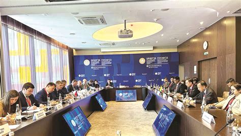 ရုရှားဖက်ဒရေးရှင်းနိုင်ငံ စိန့်ပီတာစဘတ်မြို့တွင် ကျင်းပသည့် ၂၆ ကြိမ်မ