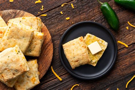Jalapeno Cheddar Biscuits The Wanderlust Kitchen