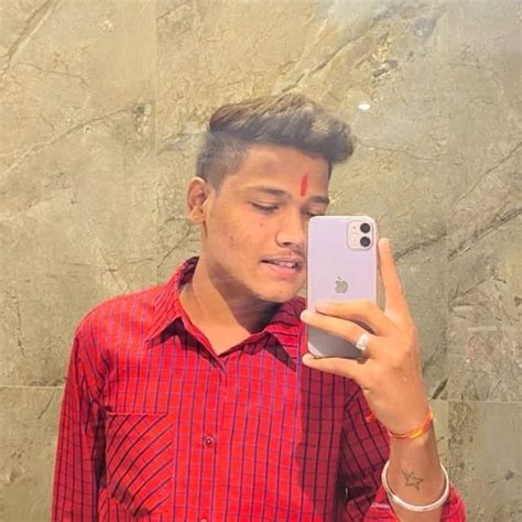 Mohit ♠️ Mohit24 12 • Threads Say More