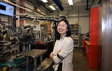 Meet Xiaoqian Chen Nsls Ii Beamline Scientist Bnl Newsroom
