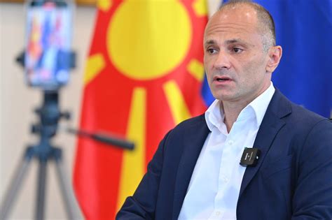 ВМРО ДПМНЕ По примерот на Филипче кој местеше тендери работеле и
