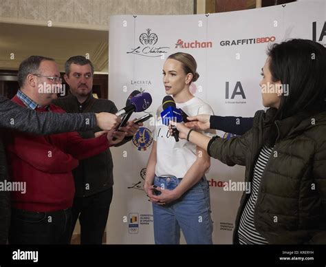 Former Romanian artistic gymnast Sandra Raluca Izbaşa giving an