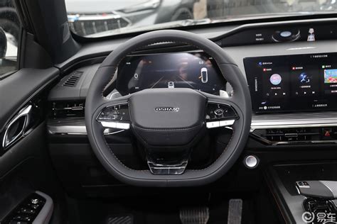 【长安欧尚z615t 双离合智领型城市版方向盘图片 汽车图片大全】 易车