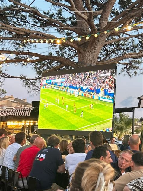 法国南部阿瑞斯户外led显示屏项目