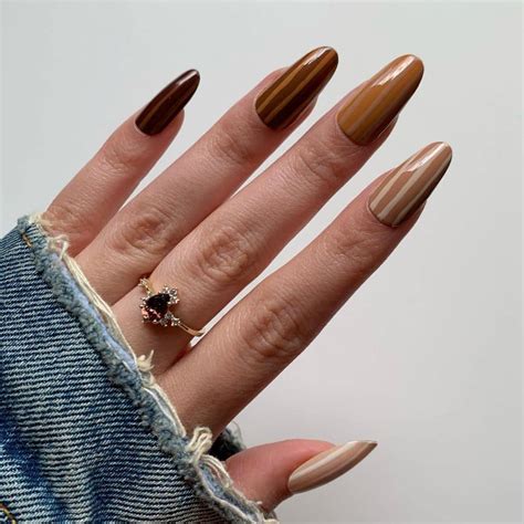 How To Shape Almond Nails In The Comfort Of Your Home