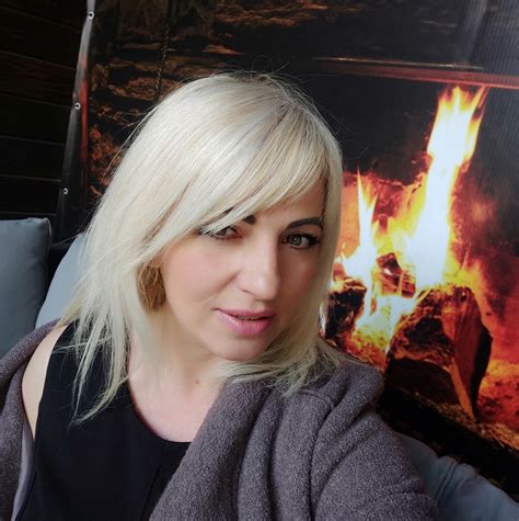 ГО Сьогодні ми вітаємо чудову людину Ксенію Дзьобак з Днем народження 🎂🎂🎂 Бажаємо Вам тільки