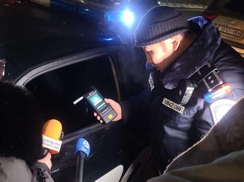Согтуугаар тээврийн хэрэгсэл жолоодсон 202 жолоочийг цагдаагийн алба хаагч нар илрүүлжээ Isee Mn
