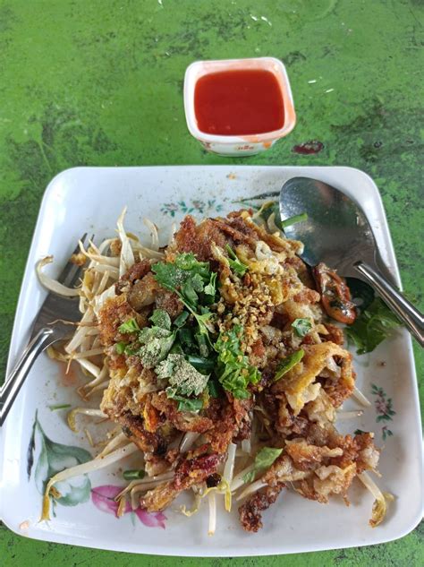 รีวิว เจ๊น้อยหอยทอด ท่าฉลอม หอยทอดรสเด็ด ท่าฉลอม มี4เมนูหอยให้เลือก คือ กรอบ นุ่ม โบราณ