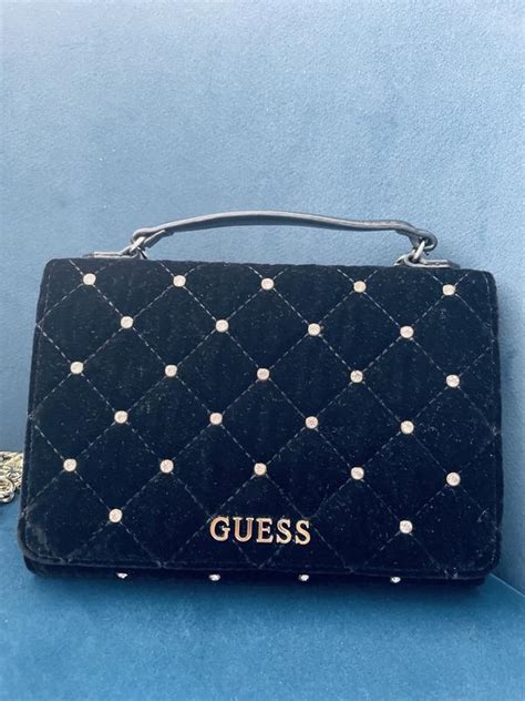 Сумочка Guess — ціна 600 грн у каталозі Сумки Купити аксесуари за доступною ціною на Шафі