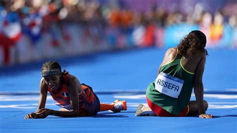 Sifan Hassan Wins Womens Marathon At Olympics After Trading Elbows