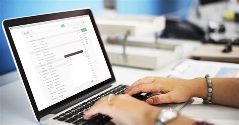 Heres How To Write The Perfect Email Subject Line
