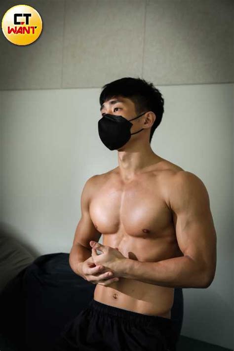 星談心／壹柒柒服役9年遭撤職百萬退伍金飛了 收同性私訊邀約坦言「會動搖」 娛樂 Ctwant