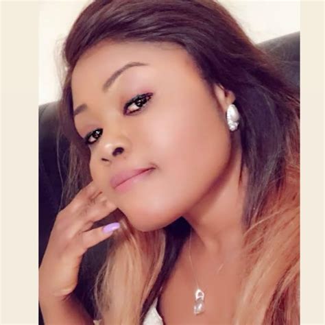 Goldie Vasty Cee4real • Threads Say More Goldie Vasty Cee4real • Threads Say More