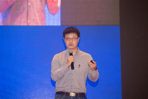 乂学教育 松鼠ai受邀出席2019全国人工智能院长系主任高峰论坛极客网