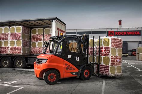 Rockwool opened its first factory in Romania, an EUR 50 mil. investment ...