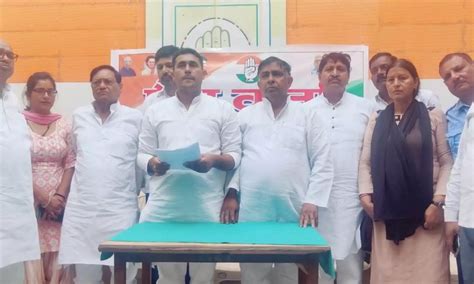 मेरठट में अर्चना गौतम को लेकर कांग्रेसियों में उबाल।meerut Latest News