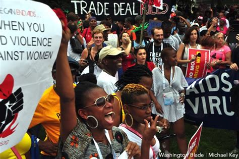 13 Hivaids Protesters Arrested In Front Of White House