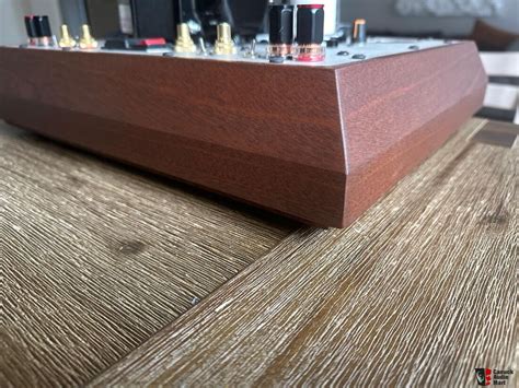 Decware Sarah B With Extra Tubes Photo Canuck Audio Mart